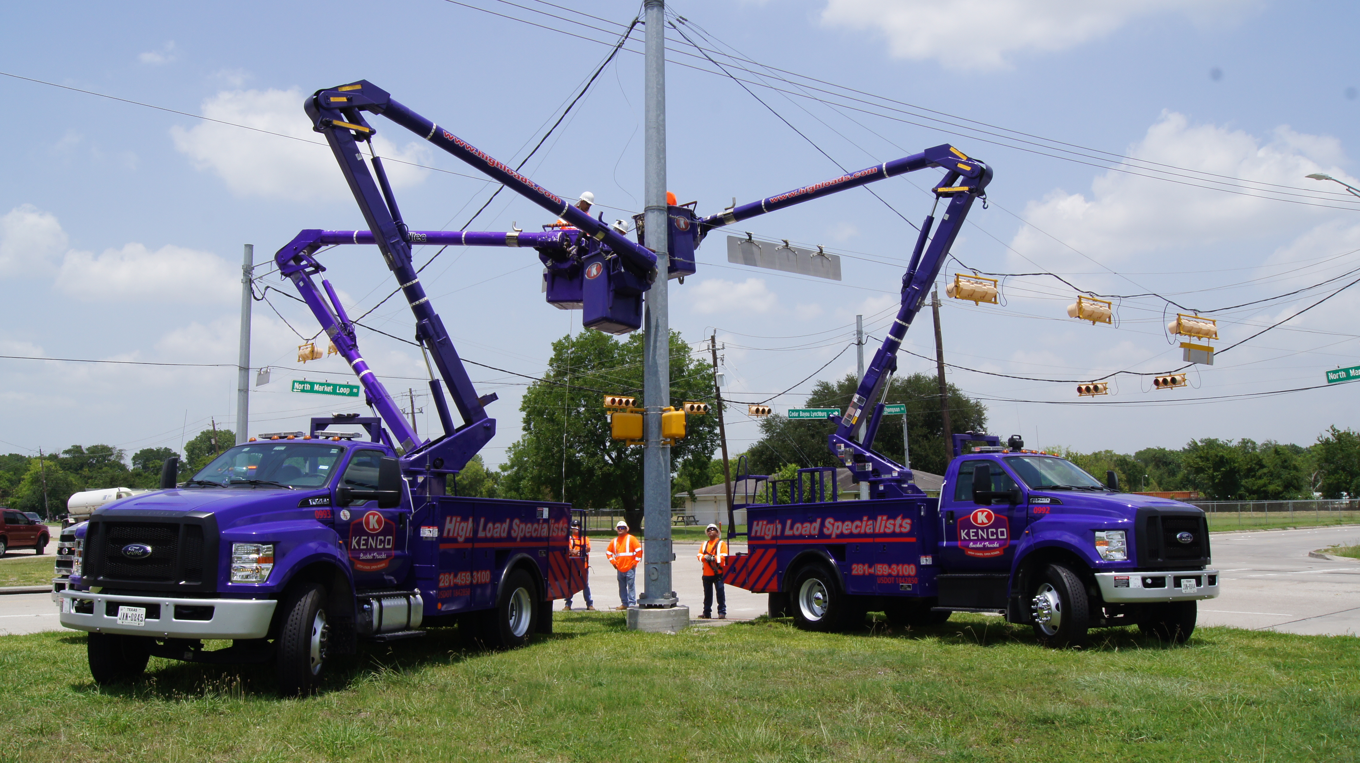 Why it's Important to Prep the Bucket Truck Escort Route for Oversize Loads